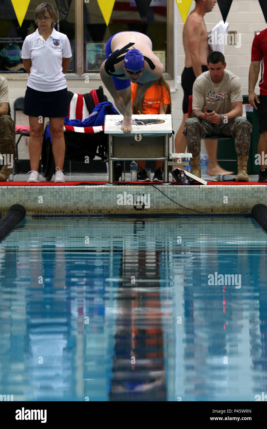 U.S. Air Force Veteran Todd Sieling, a Portales, N.M., native, jumps ...