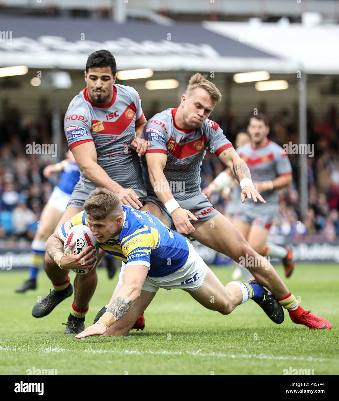 Catalans dragons lewis tierney hi-res stock photography and images - Alamy