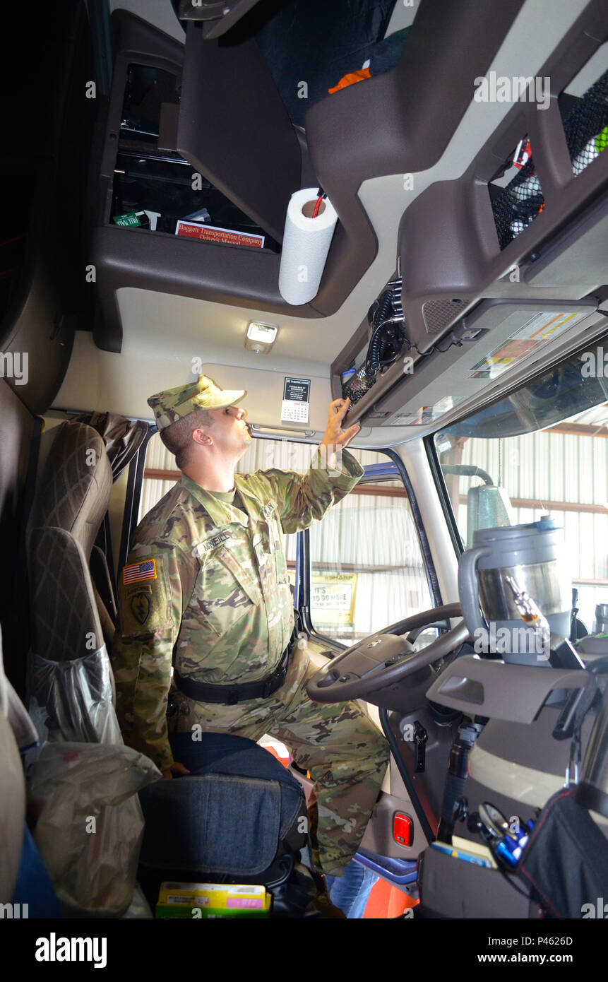 SUNNY POINT, N.C. – Members of the North Carolina Army National Guard’s ...