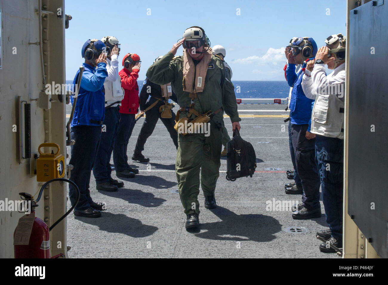 160628-N-VR008-006 PACIFIC OCEAN (June 25, 2016) – Royal New Zealand ...