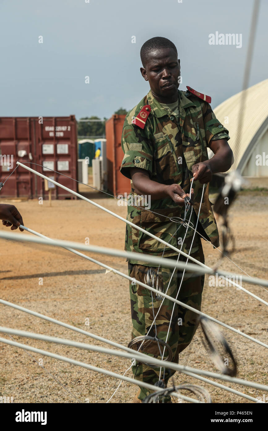 Chad national army hi-res stock photography and images - Alamy