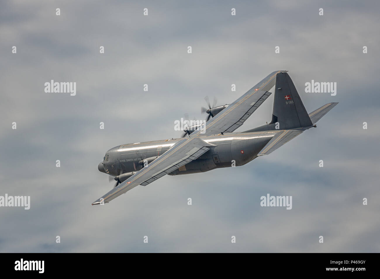C 130 propeller hi-res stock photography and images - Alamy