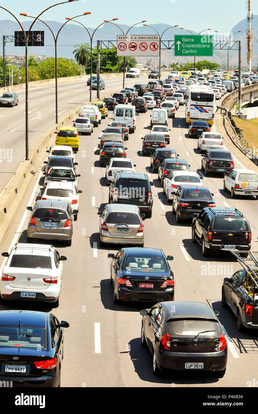 Linha vermelha hi-res stock photography and images - Alamy