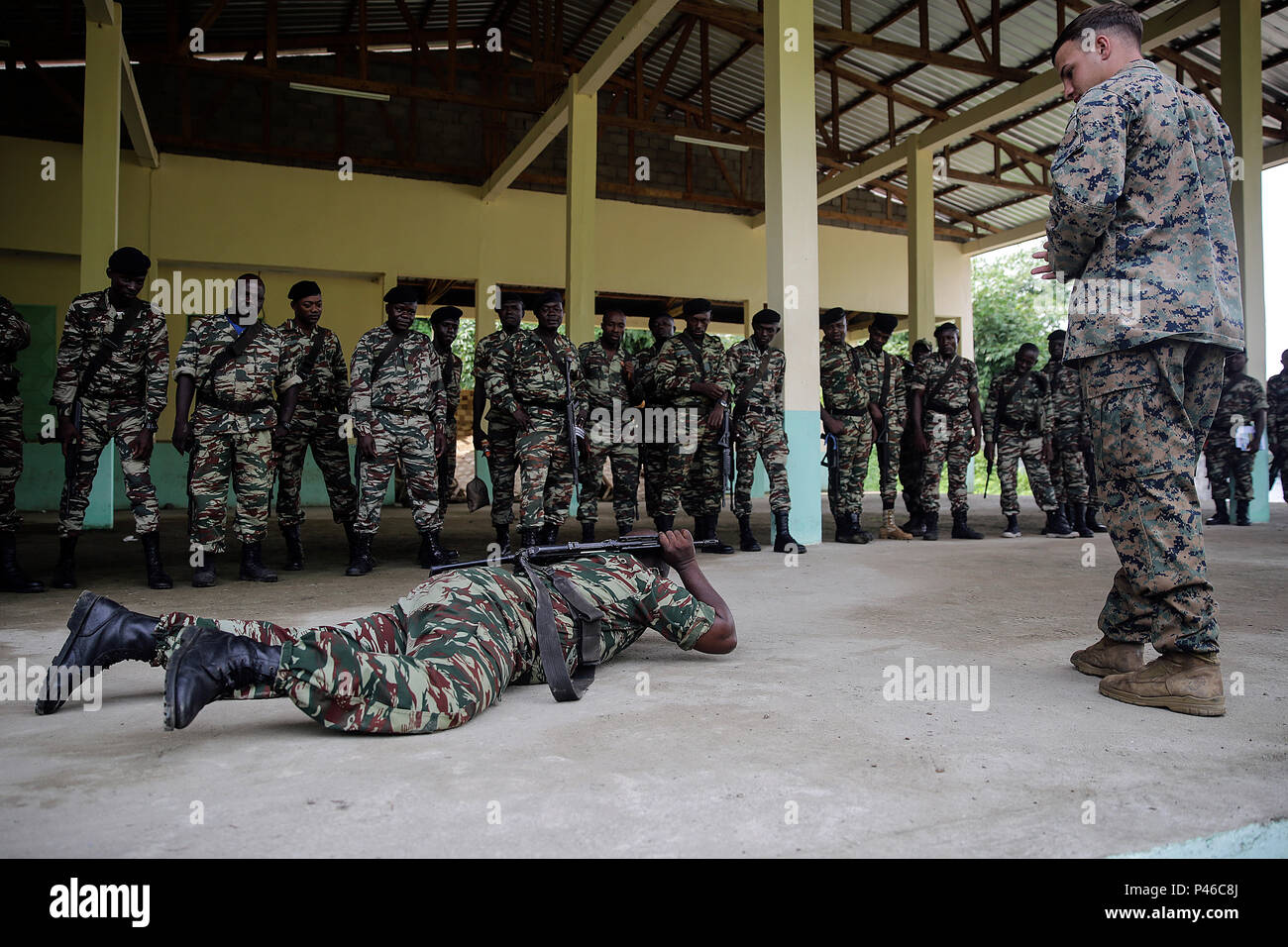 Marines et marins hi-res stock photography and images - Alamy