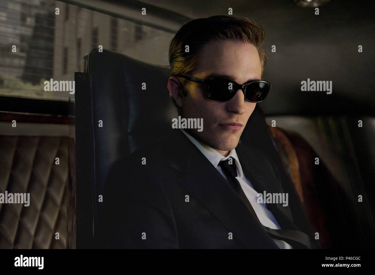 David cronenberg robert pattinson hi-res stock photography and images ...