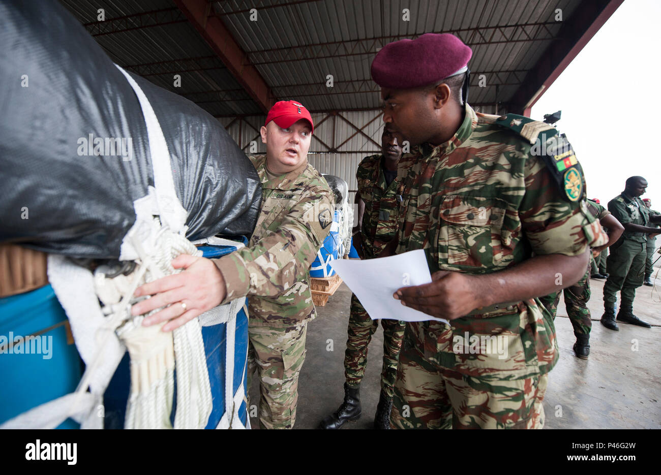 Parachute gabon hi-res stock photography and images - Alamy