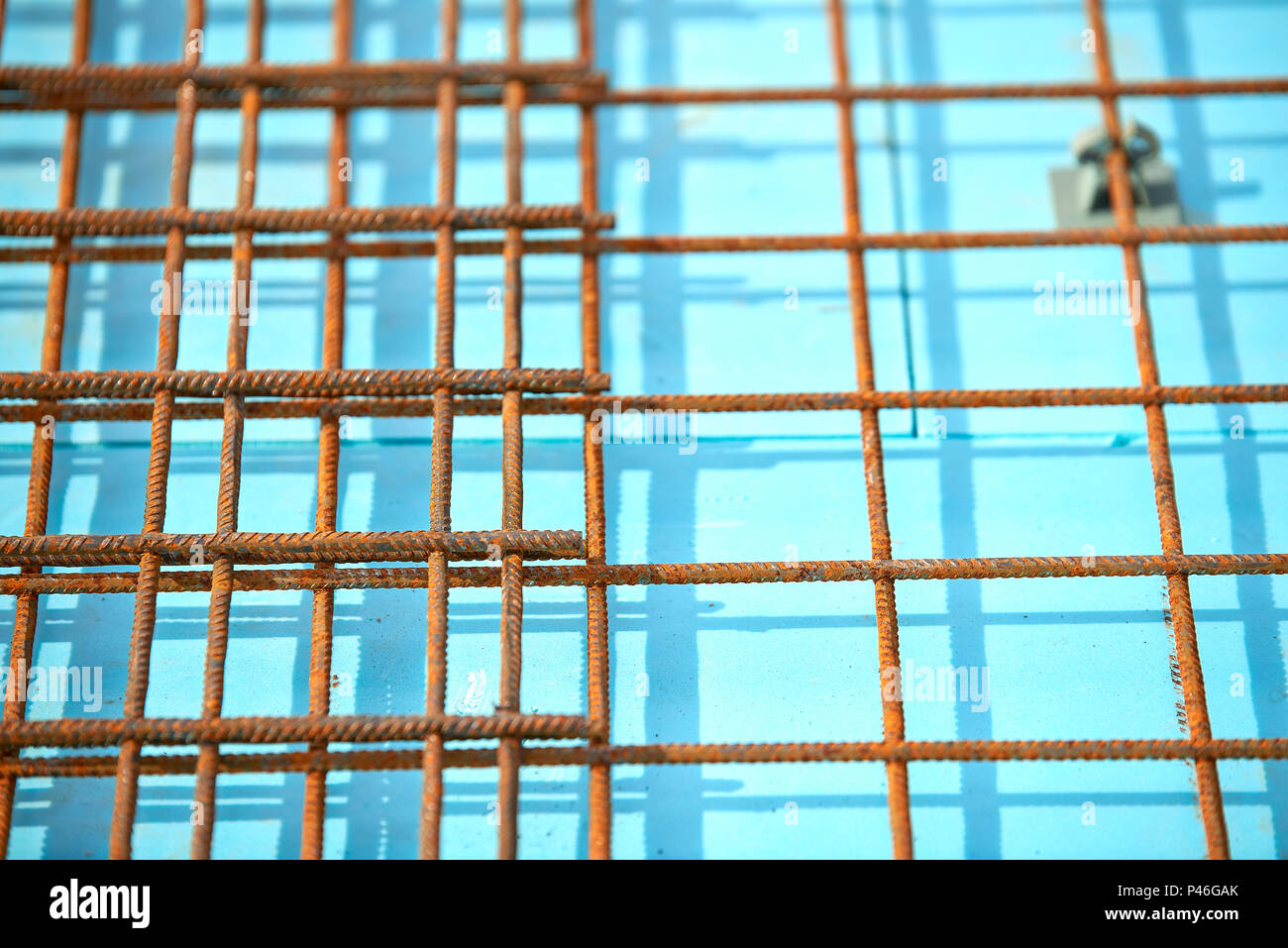 Steel wire mesh concrete floor hi-res stock photography and images - Alamy