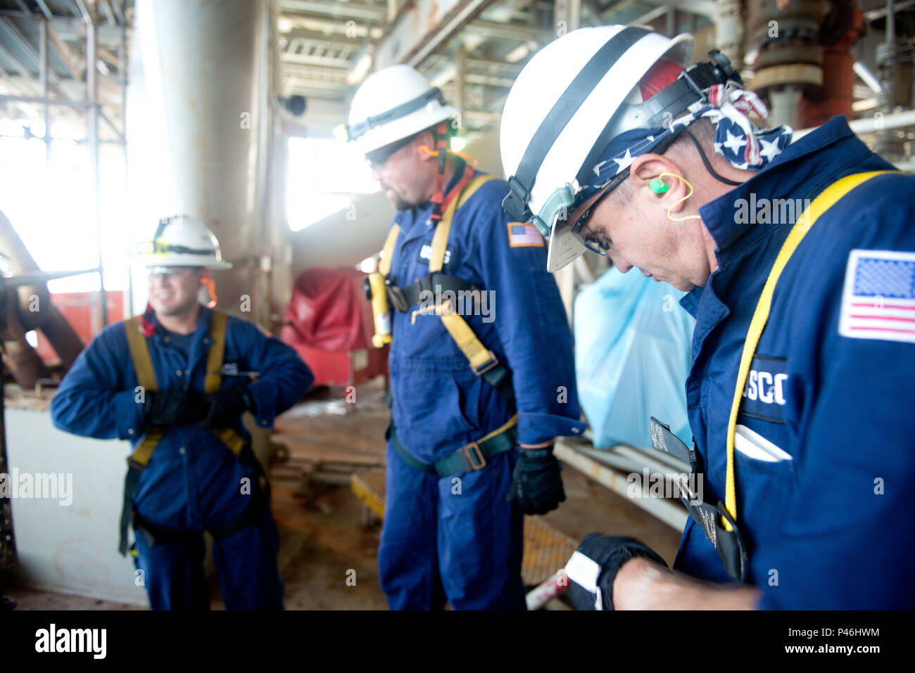 Safety harness rig hi-res stock photography and images - Alamy