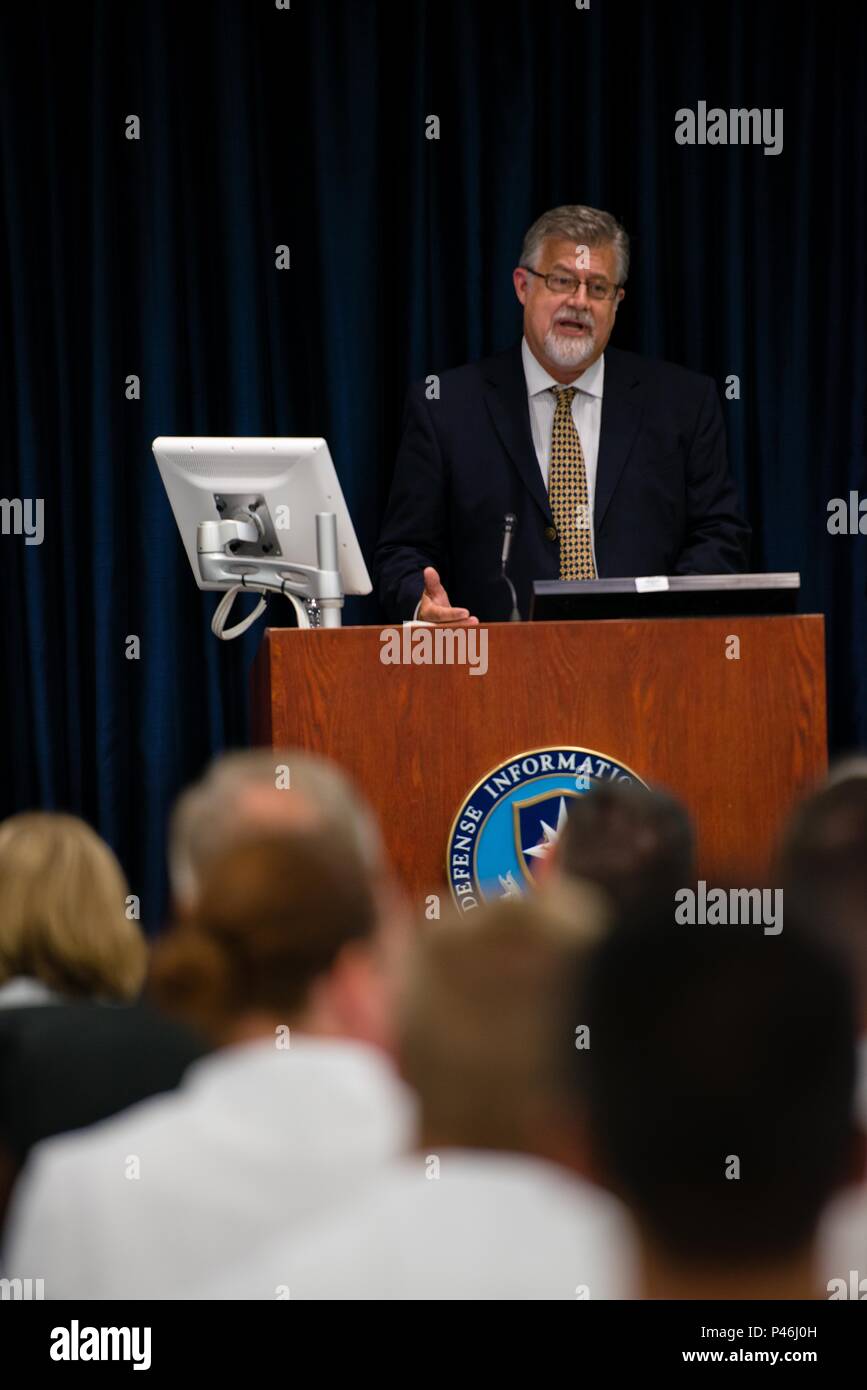 Draftsman lithographer hi-res stock photography and images - Alamy