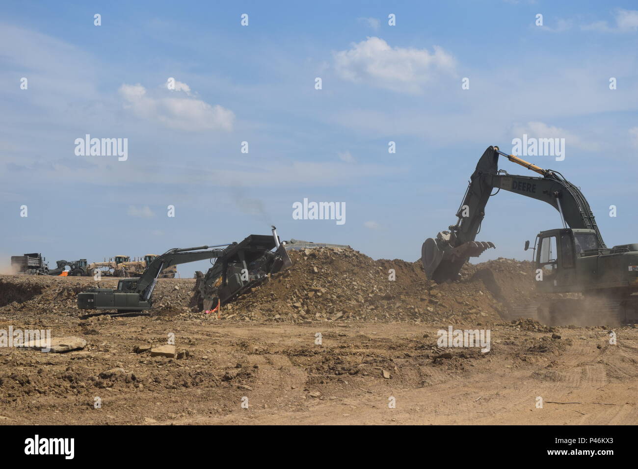 Heavy equipment operators with the 168th Engineer Brigade, Mississippi ...