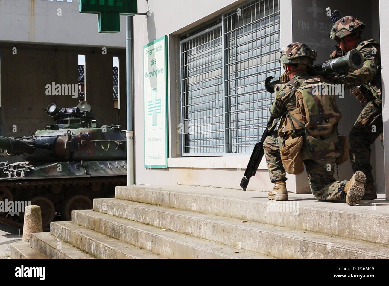 M136 at4 anti tank rocket hi-res stock photography and images - Alamy