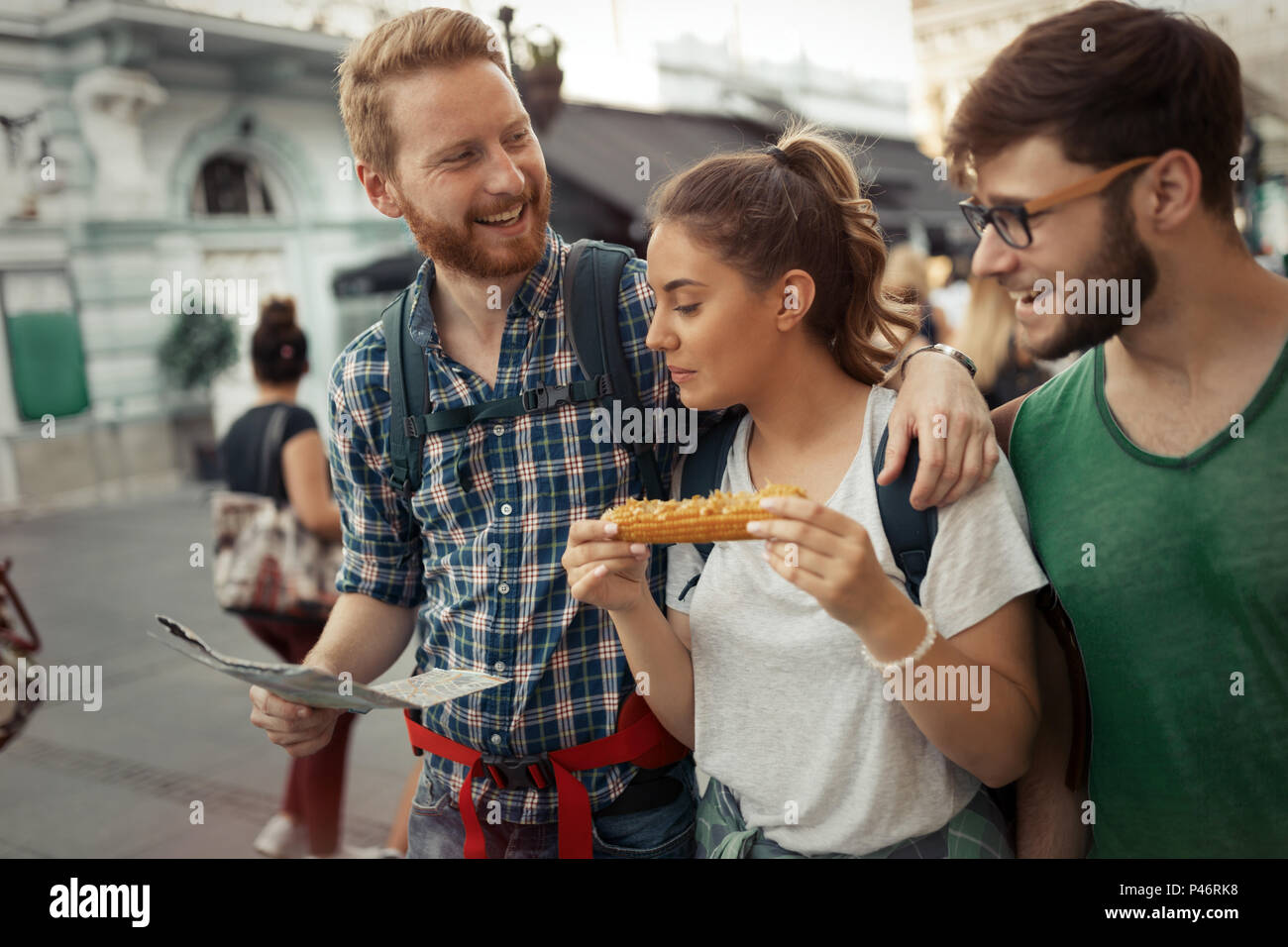 Group of people sightseeing hi-res stock photography and images - Alamy