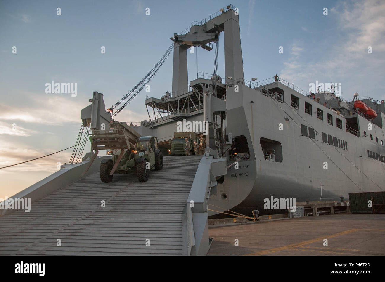 INDIAN ISLAND, Wash. (May 20, 2016) – Seabees, attached to Amphibious ...