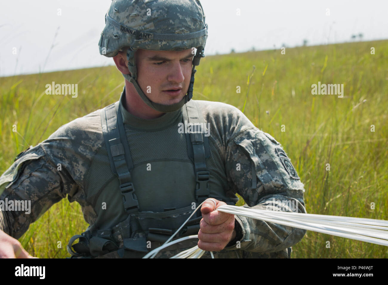 Army reels hi-res stock photography and images - Alamy