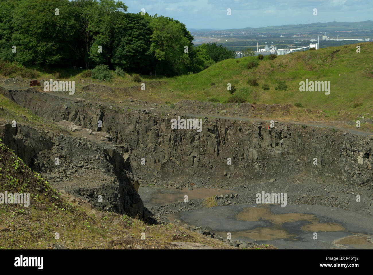 Cliff Face Quarrying High Resolution Stock Photography and Images - Alamy