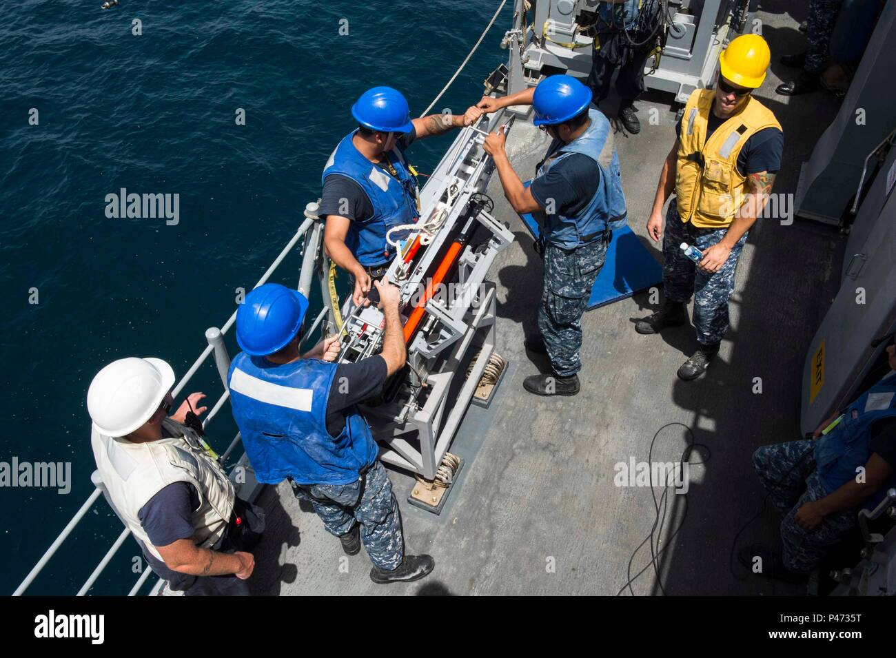 Seafox mine disposal system hi-res stock photography and images - Alamy