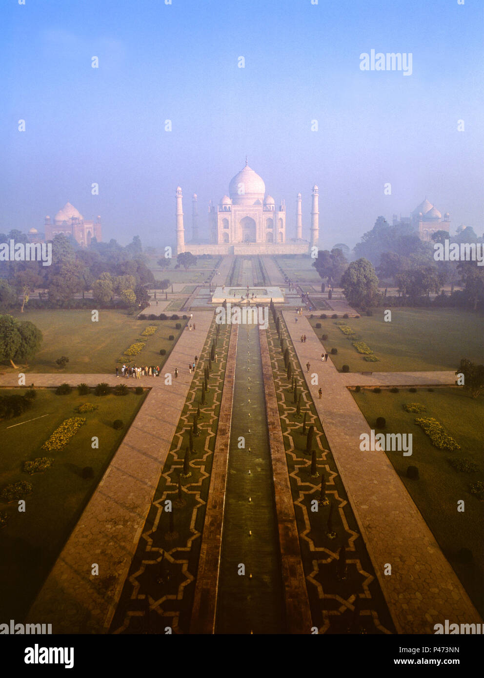 Taj mahal aerial view hi-res stock photography and images - Alamy