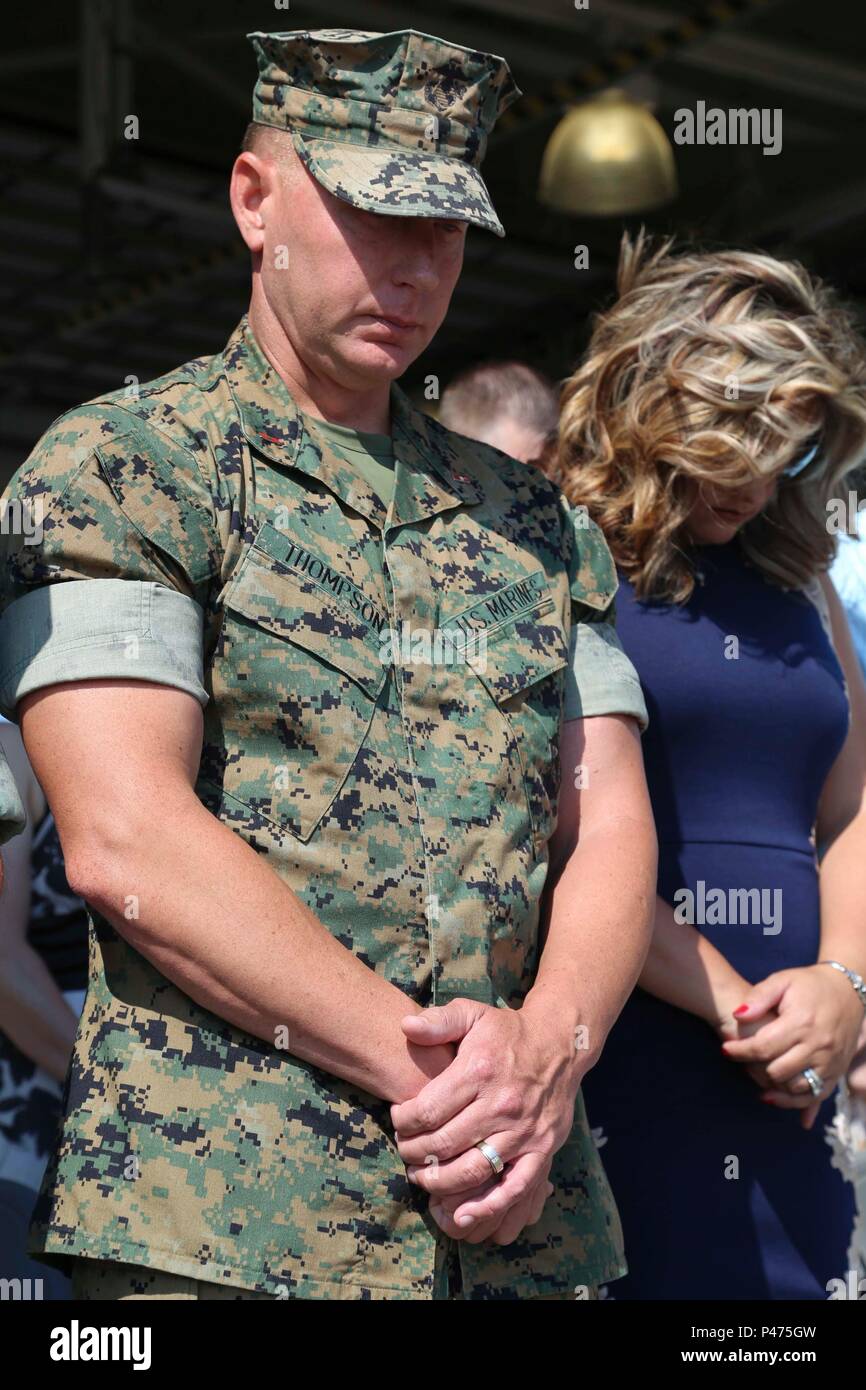 U.S. Marine Corps Chief Warrant Officer 3 William D. Thompson retires ...