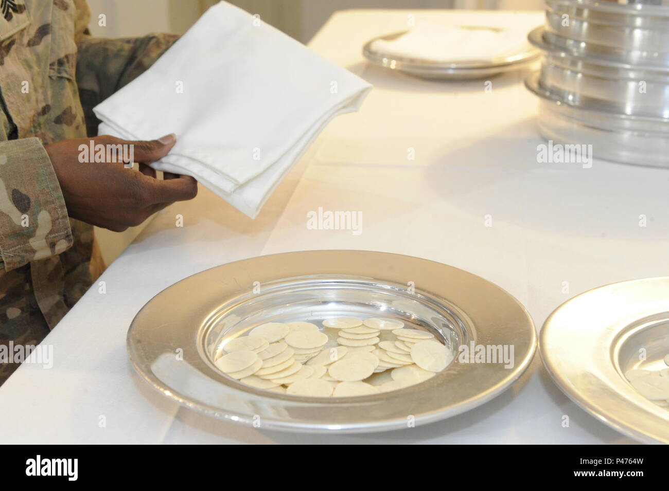 Army chaplain assistant hi-res stock photography and images - Alamy