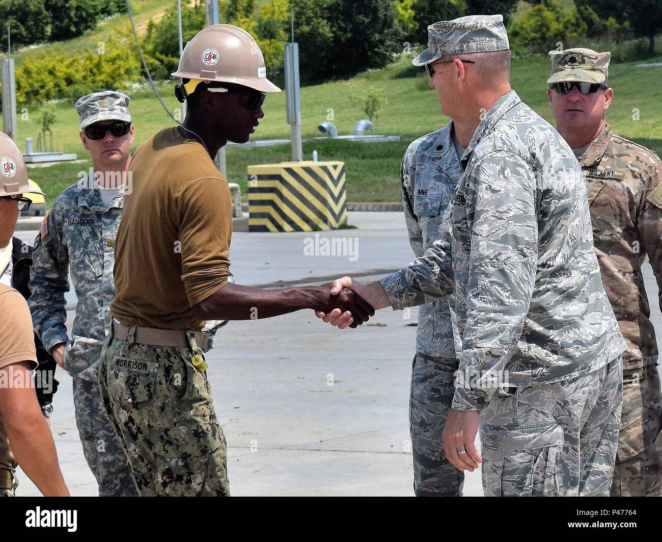 U.S. Army Brig. Gen. Donald Johnson (right), Tennessee Air Guard ...