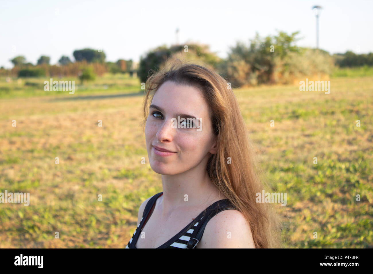 Pretty girl in the park hi-res stock photography and images - Alamy