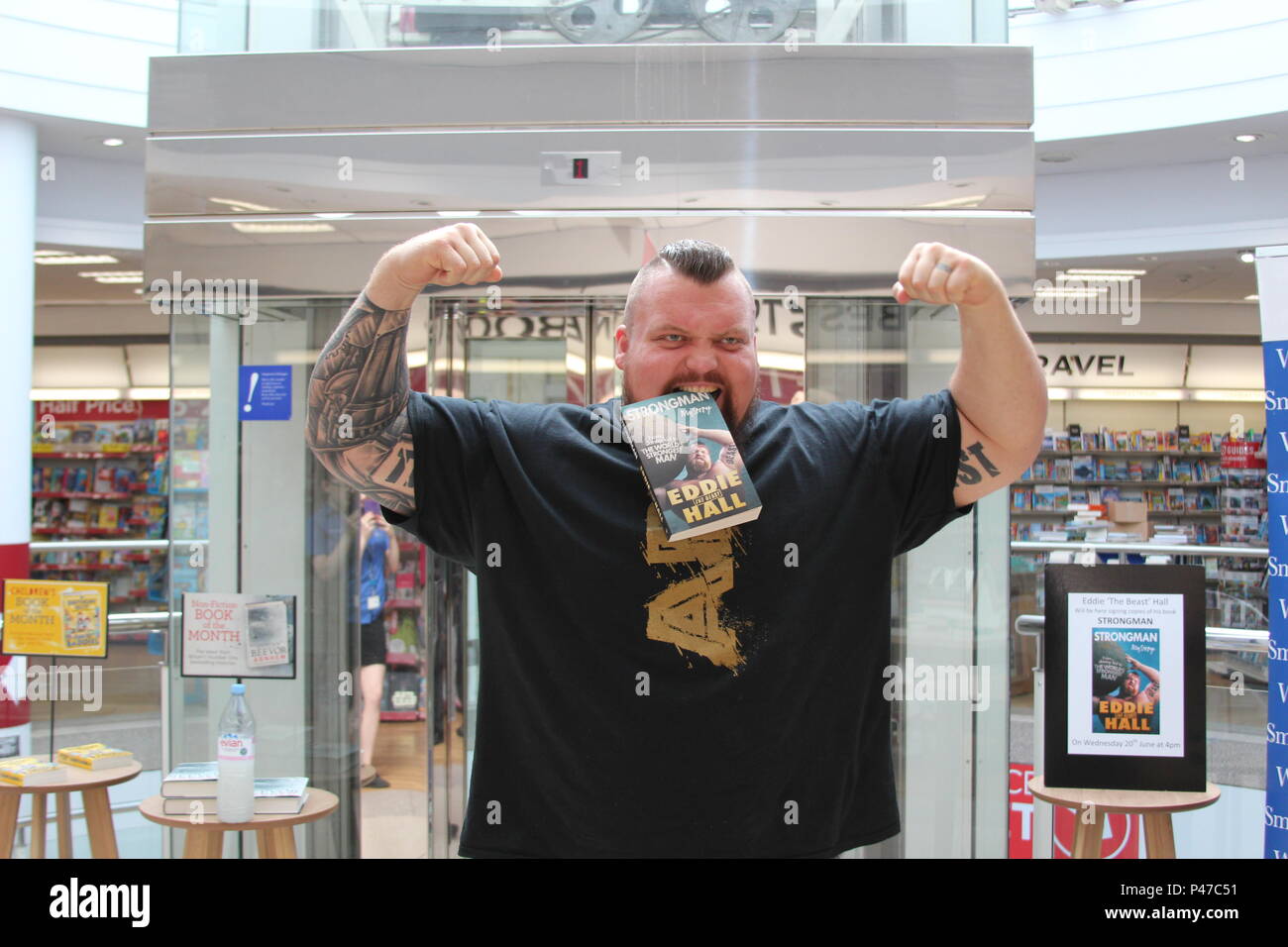 Eddie "The Beast" Hall signing copies of his book the Strongmen Huge in ...