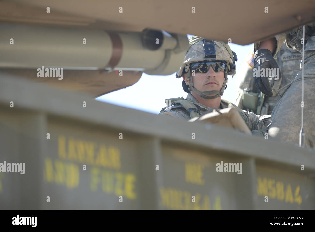 Soldiers of the 334th Brigade Engineer Battalion, prepare for a live ...