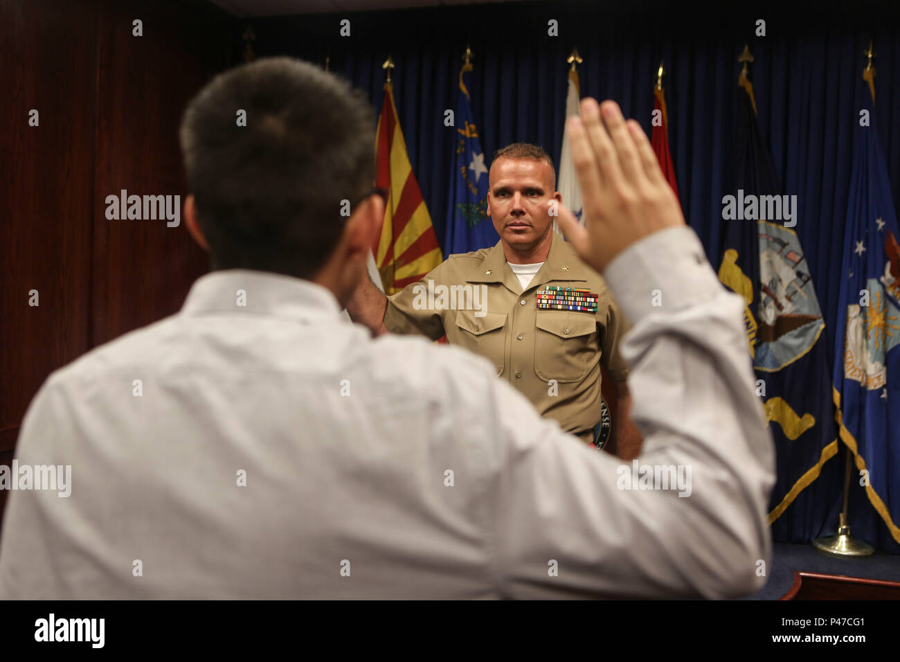 Marine recruit sworn in hi-res stock photography and images - Alamy