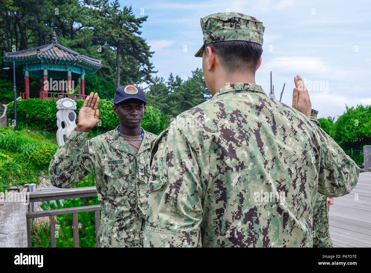 160630-N-SR567-018 BUSAN, Republic of Korea (June 30, 2016 ...