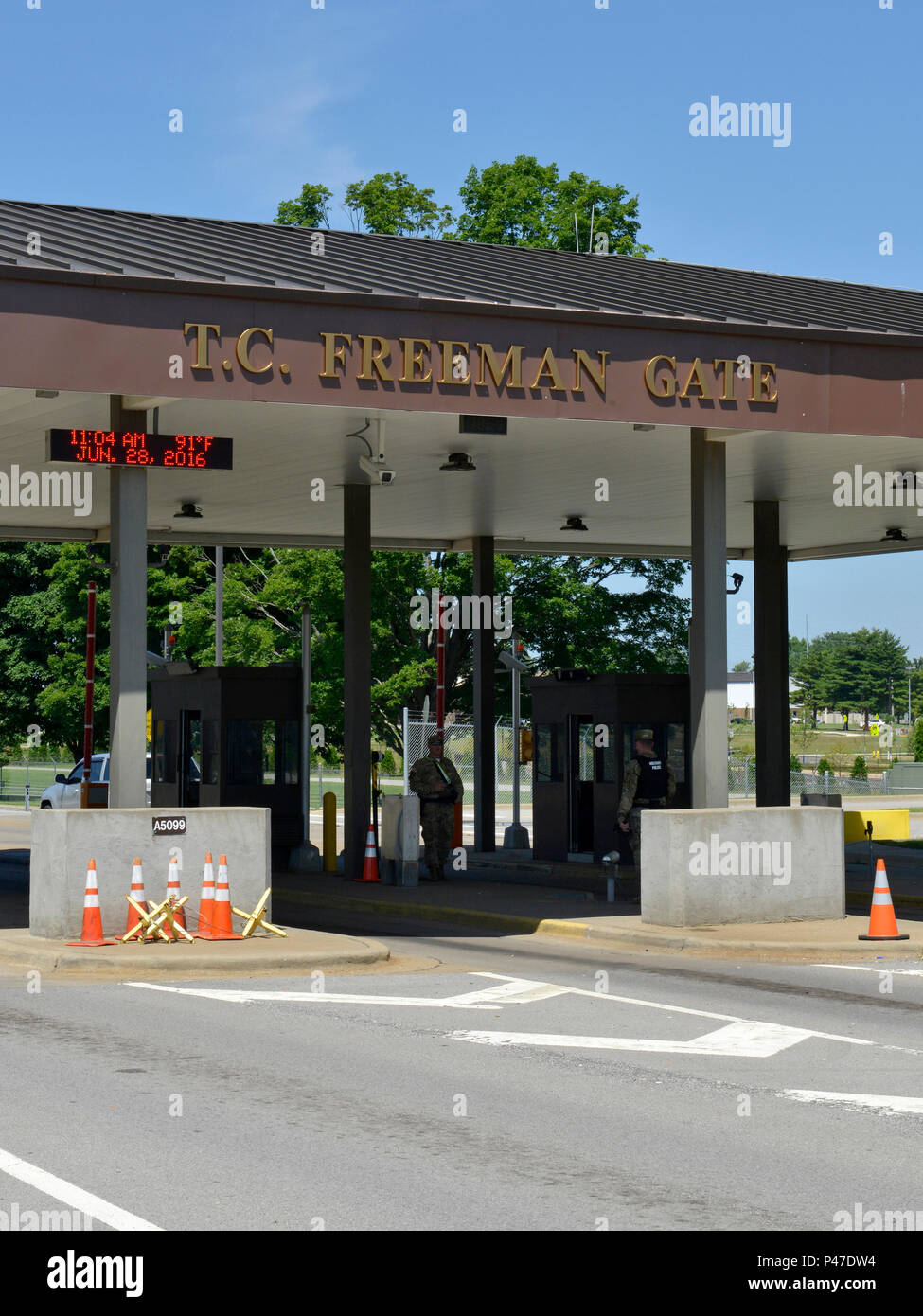 Gate memorialization hi-res stock photography and images - Alamy