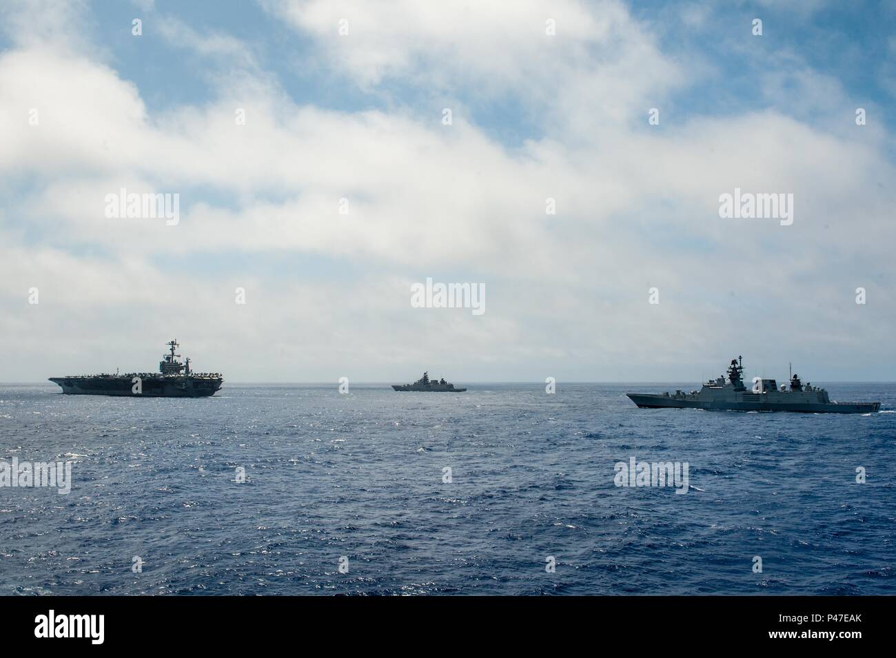 160617-N-XX566-129: PHILIPPINE SEA (June 17, 2016) From the left, USS ...