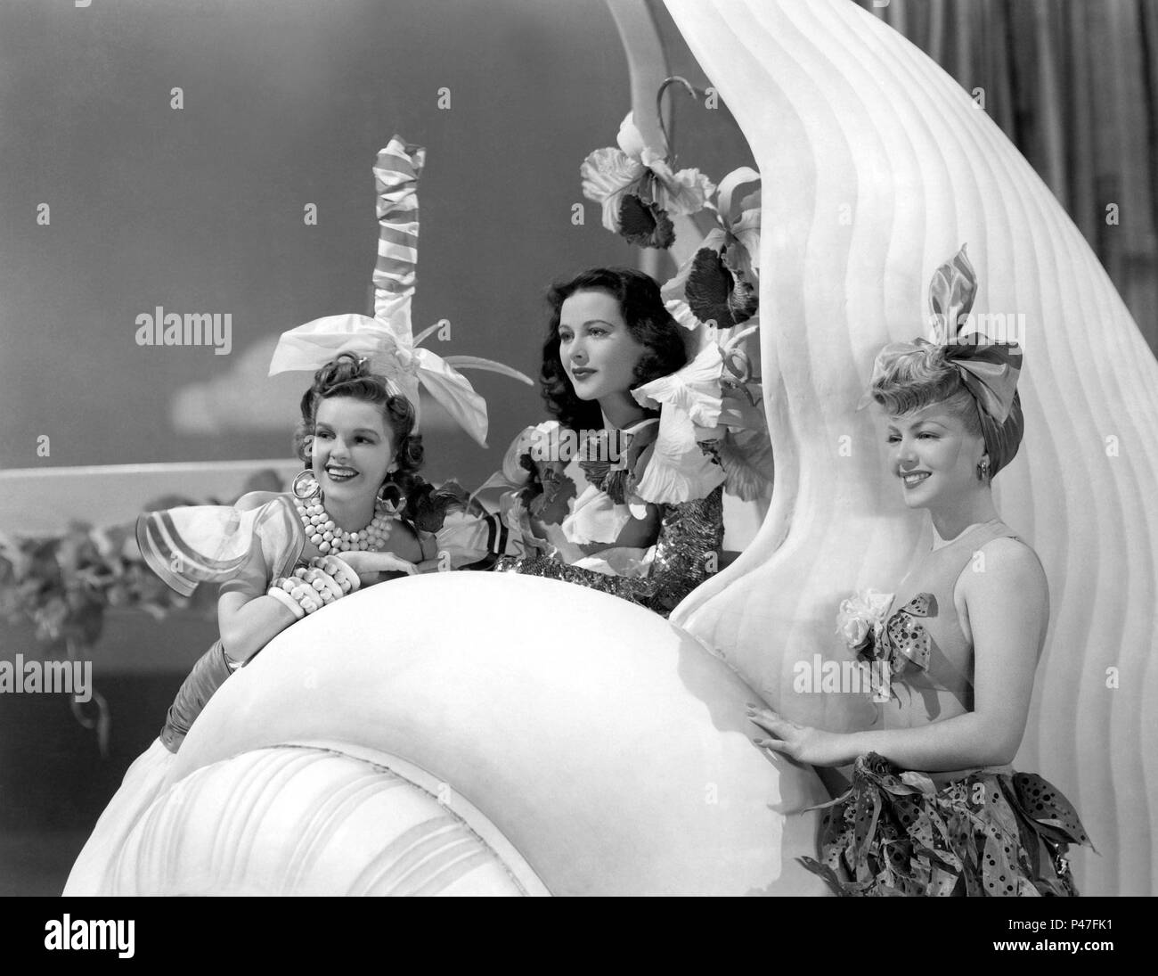 Ziegfeld girl hedy lamarr hi-res stock photography and images - Alamy