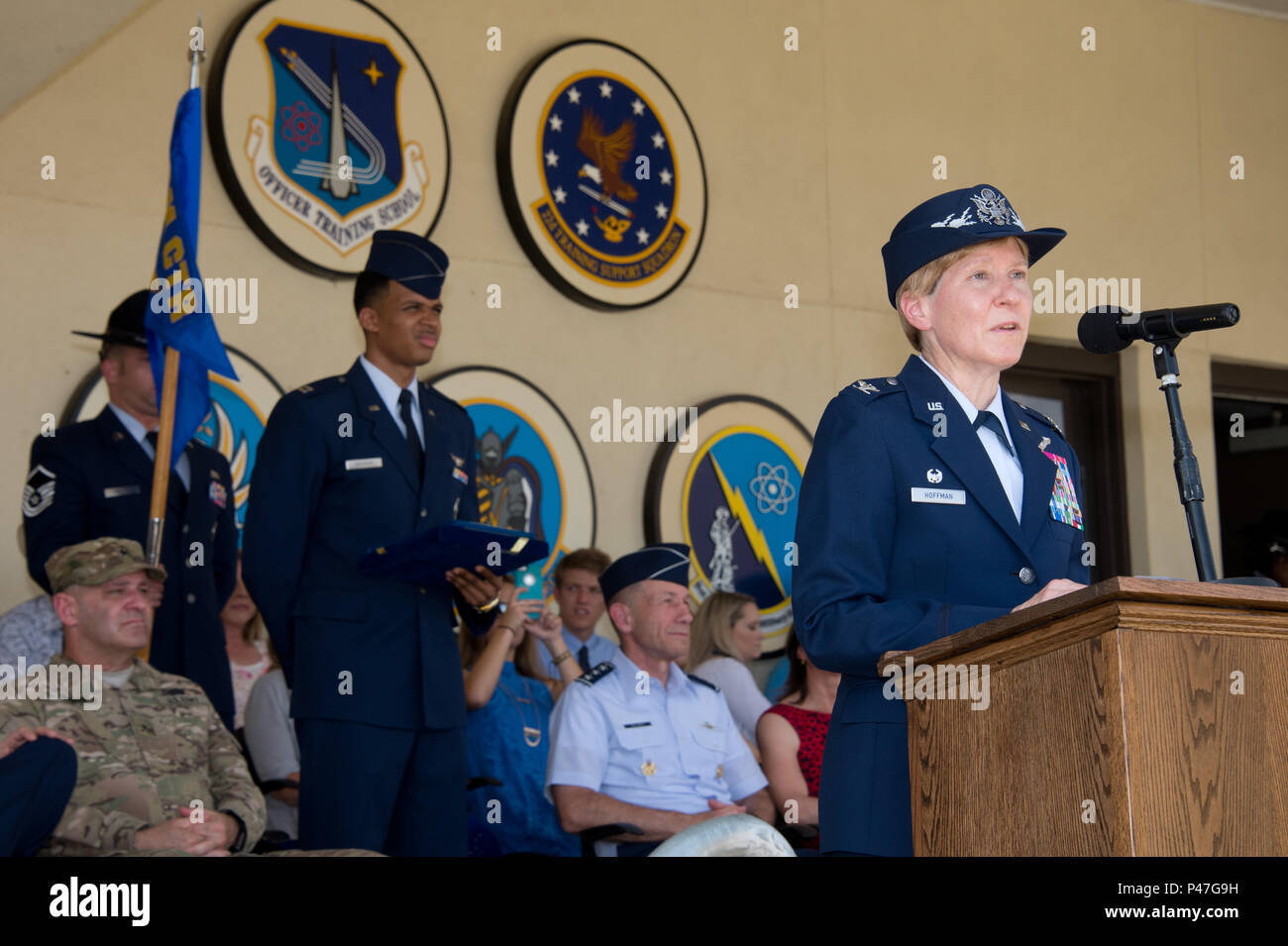 Lieutenant colonel michael scott hi-res stock photography and images ...