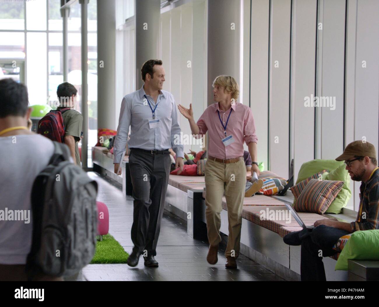 The internship film hi-res stock photography and images - Alamy