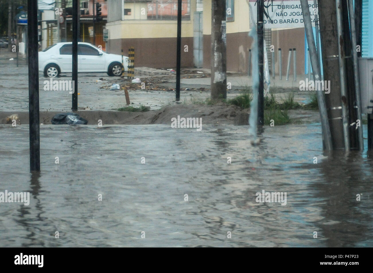 RIO DE JANEIRO, RJ - 17/02/2015: TEMPORAL NO RIO DE JANEIRO - Rio das ...