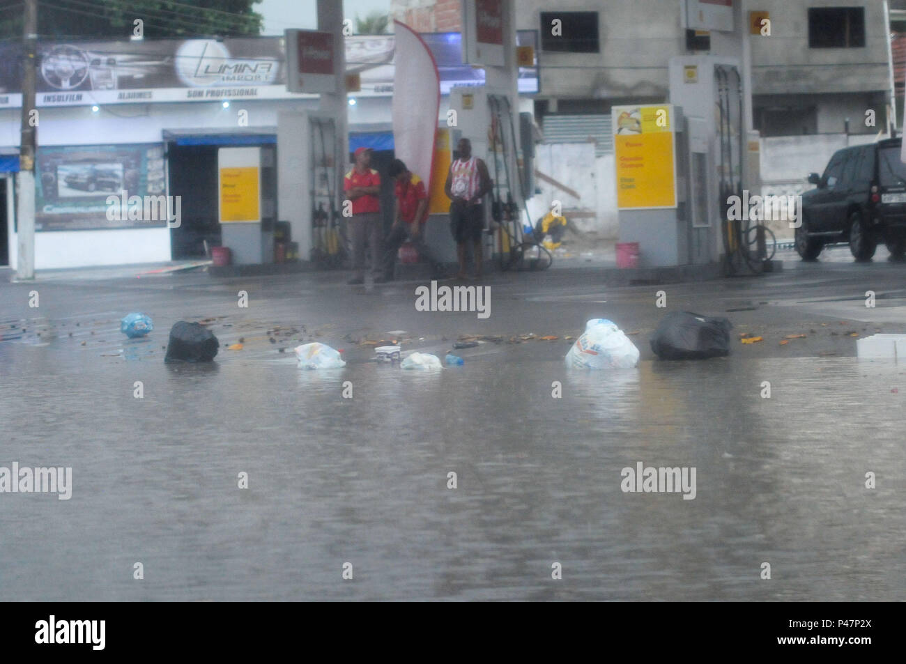 RIO DE JANEIRO, RJ - 17/02/2015: TEMPORAL NO RIO DE JANEIRO - Forte ...