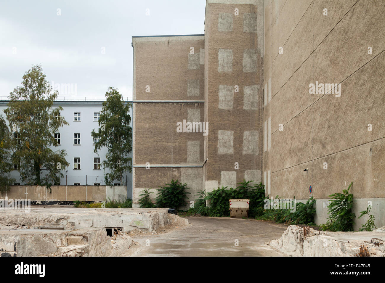 Berlin, Germany, demolition of the Polish Embassy Unter den Linden in ...