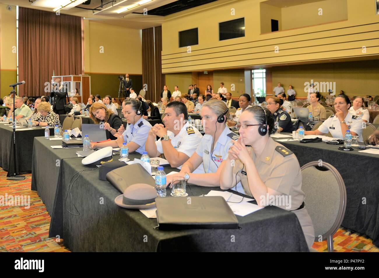 Participants representing U.S. defense forces and countries in the ...