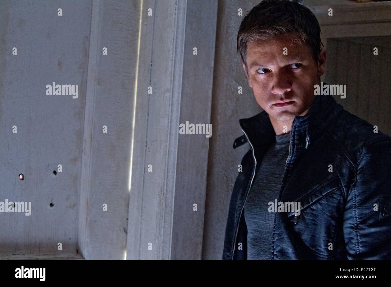 Original Film Title: THE BOURNE LEGACY. English Title: THE BOURNE ...