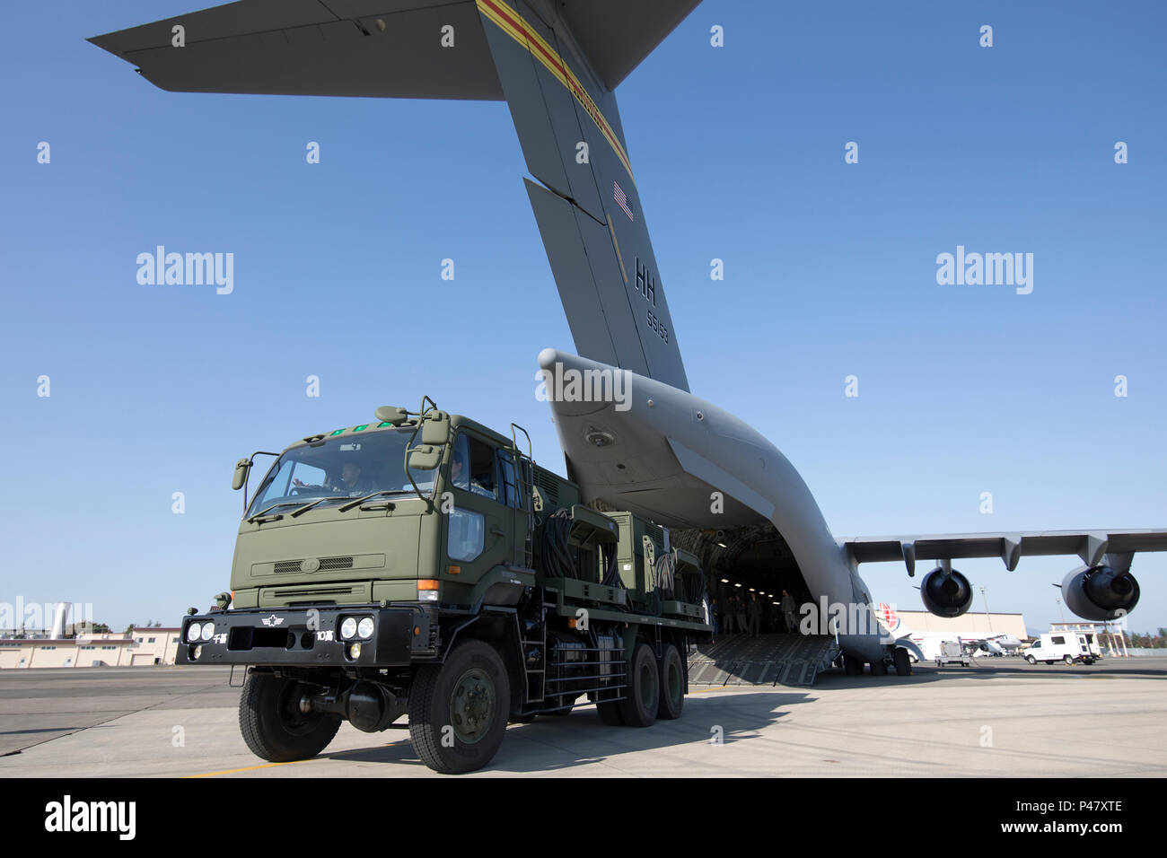 Electric vehicle capabilities hi-res stock photography and images - Alamy