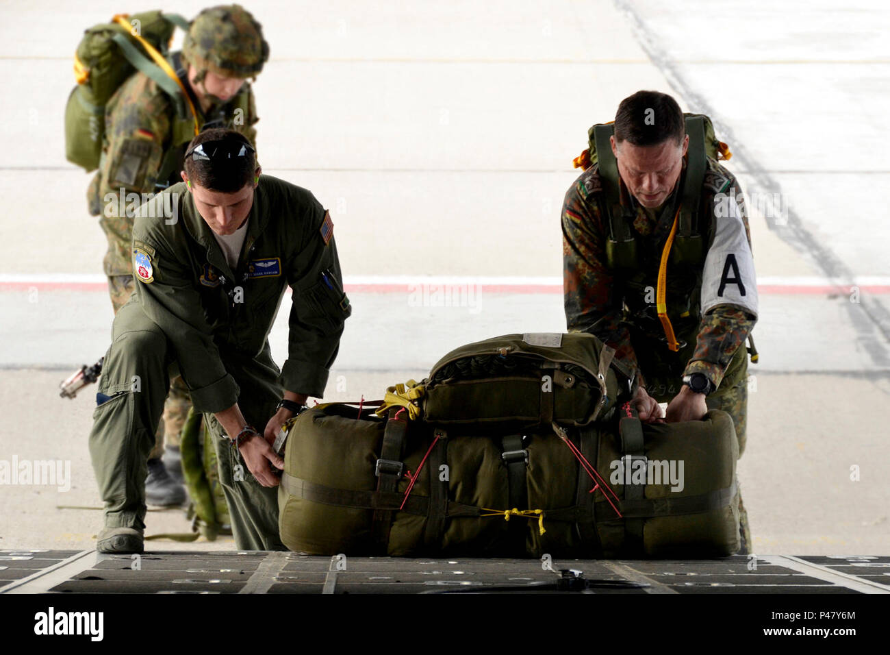 Tech. Sgt. Mark Hanson, 700th Airlift Squadron C-130 Hercules ...
