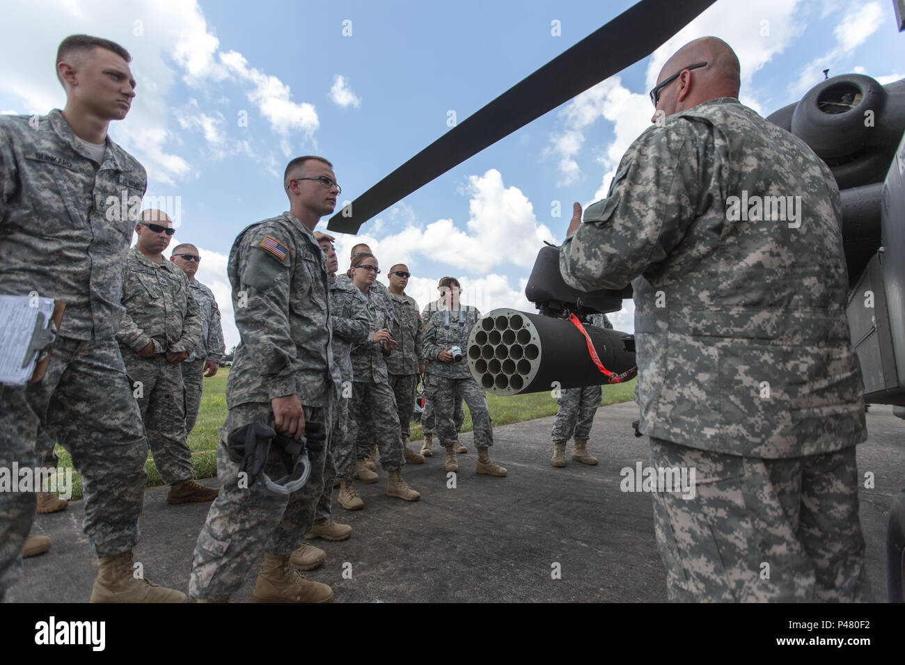 935th aviation support battalion hi-res stock photography and images ...