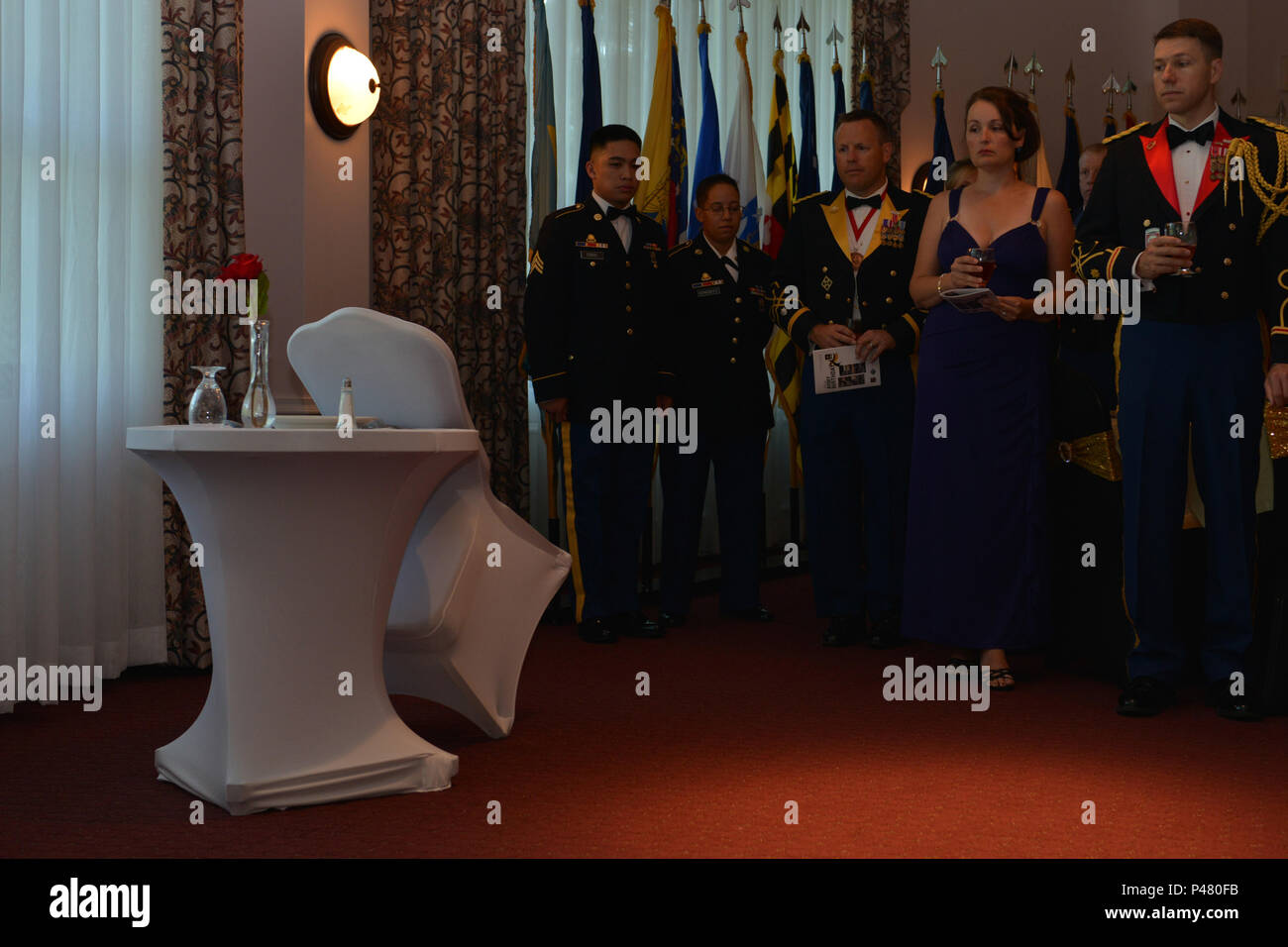 Missing table setting hi-res stock photography and images - Alamy