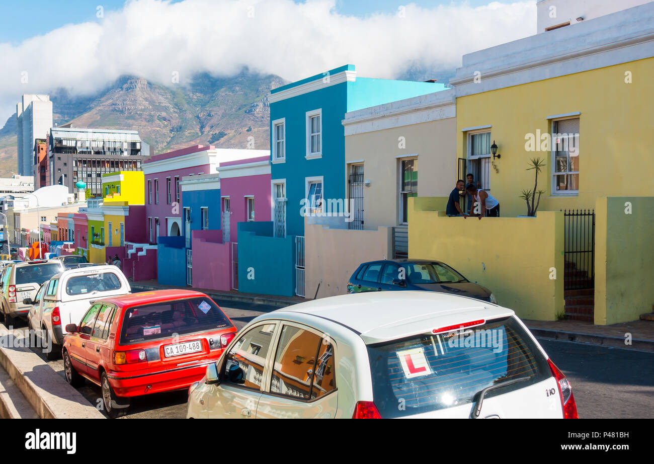 Building trees houses hi-res stock photography and images - Alamy