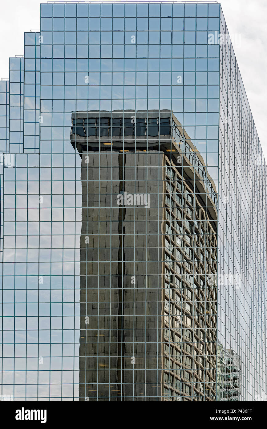 Downtown city windows hi-res stock photography and images - Alamy
