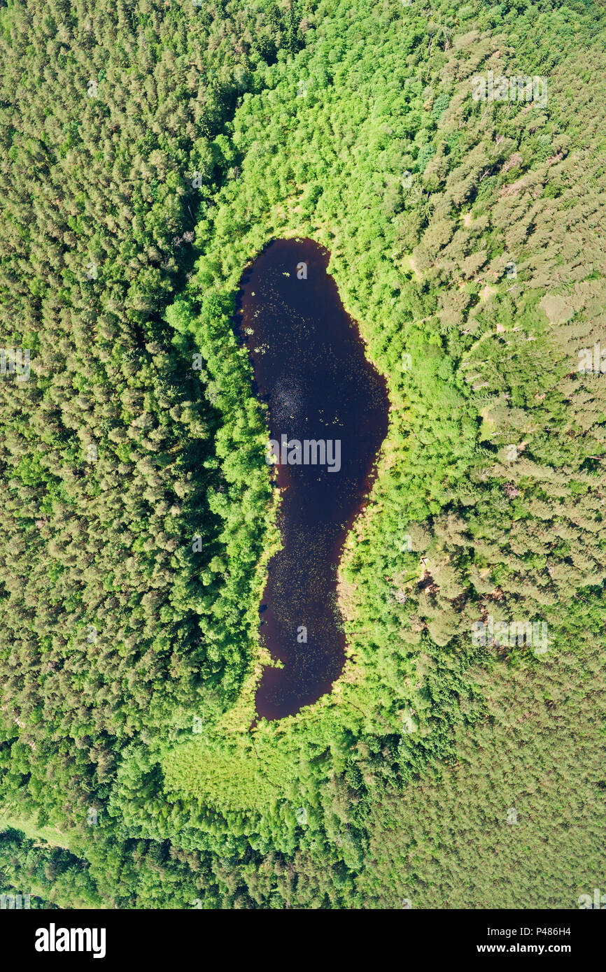 Overhead lake hi-res stock photography and images - Alamy