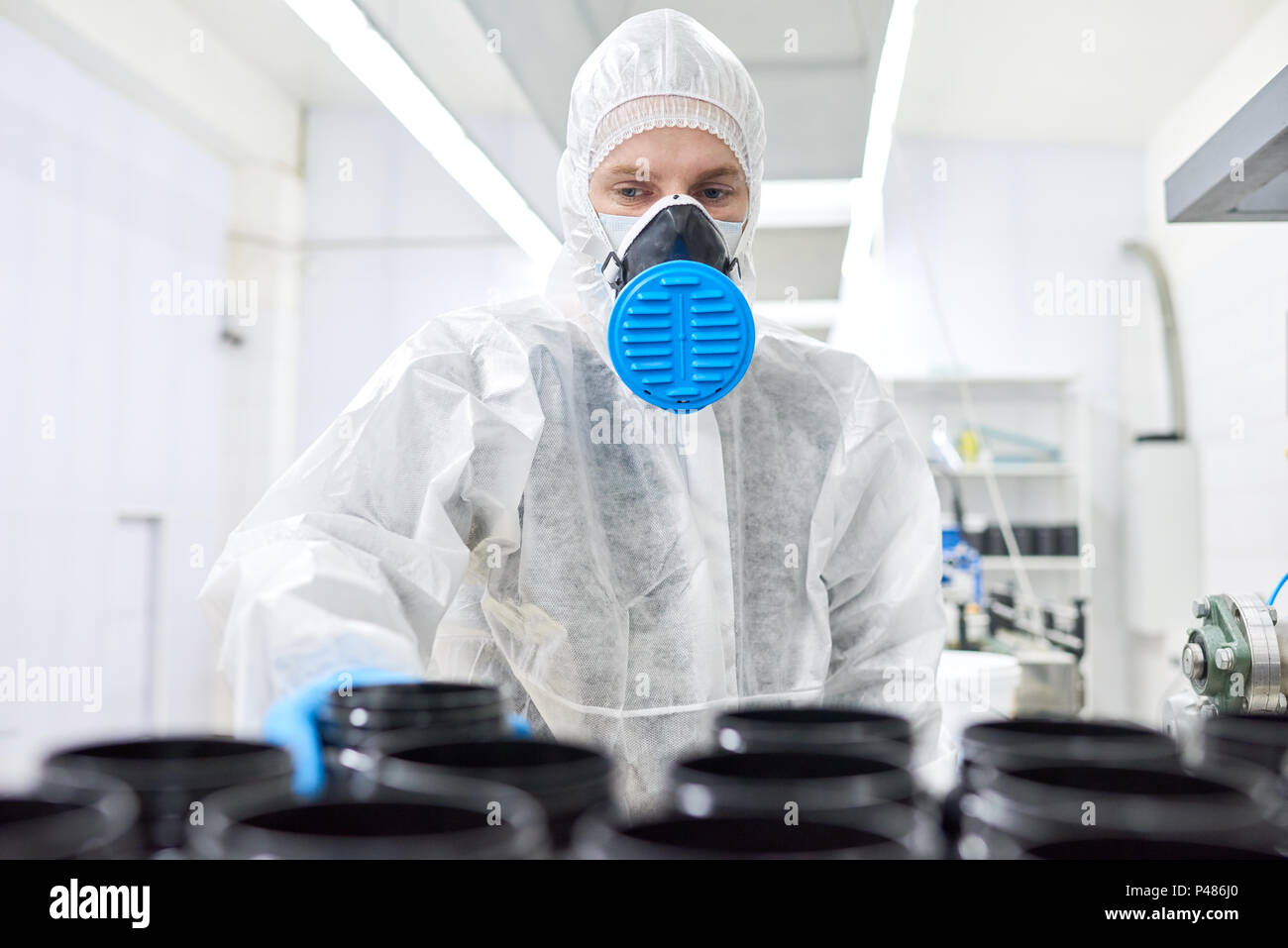 Sterile container hi-res stock photography and images - Alamy