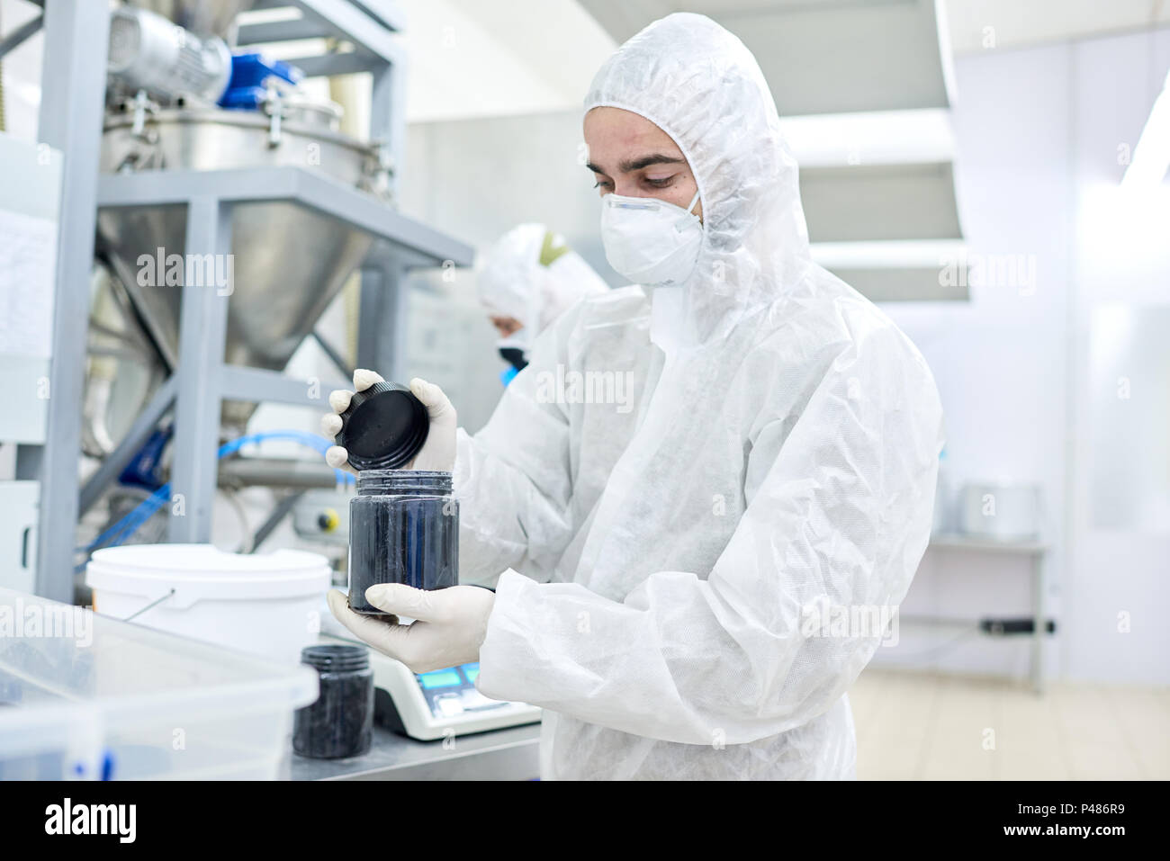 Factory closing hi-res stock photography and images - Alamy