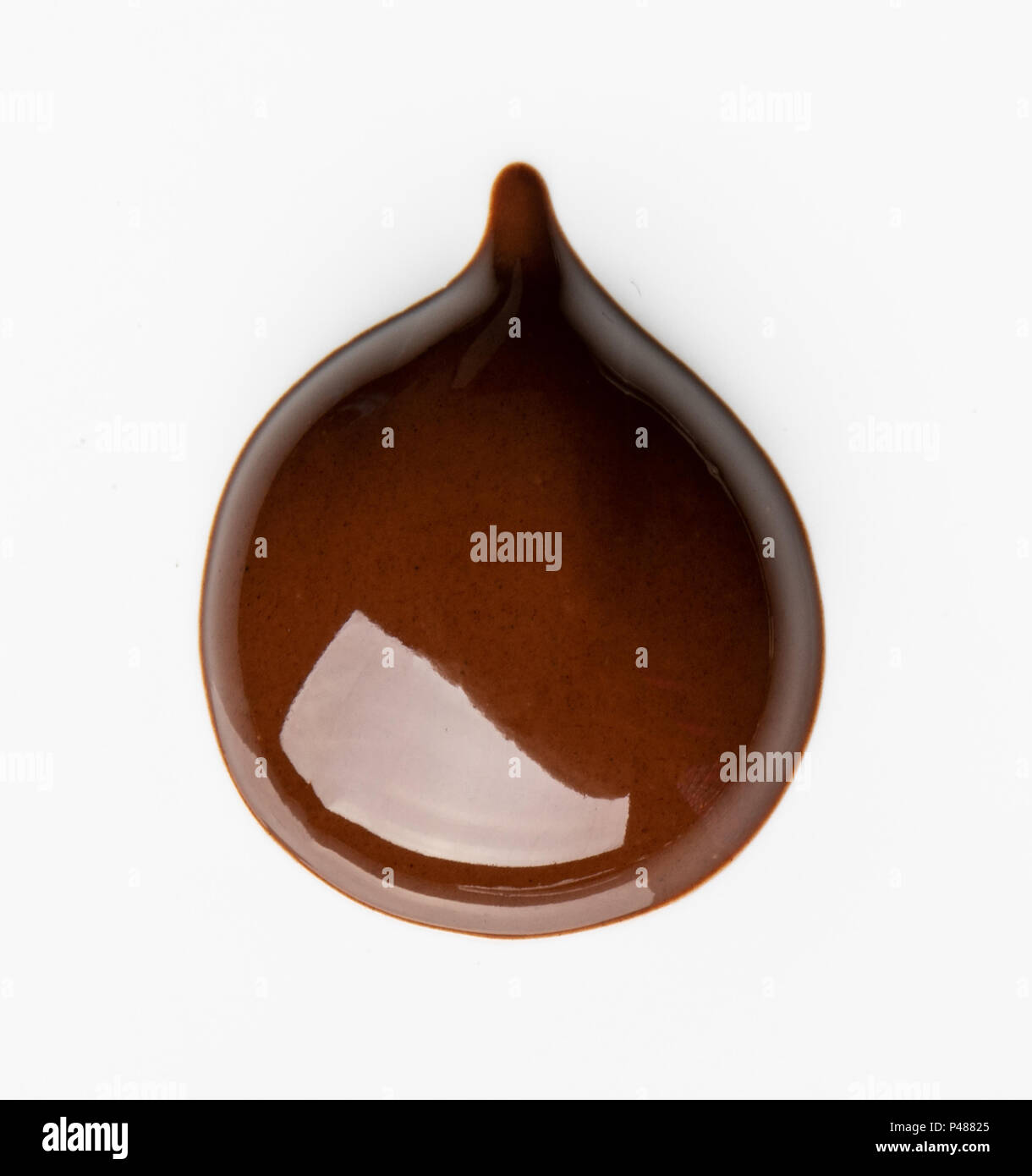 Melting chocolate drips Stock Photo - Alamy