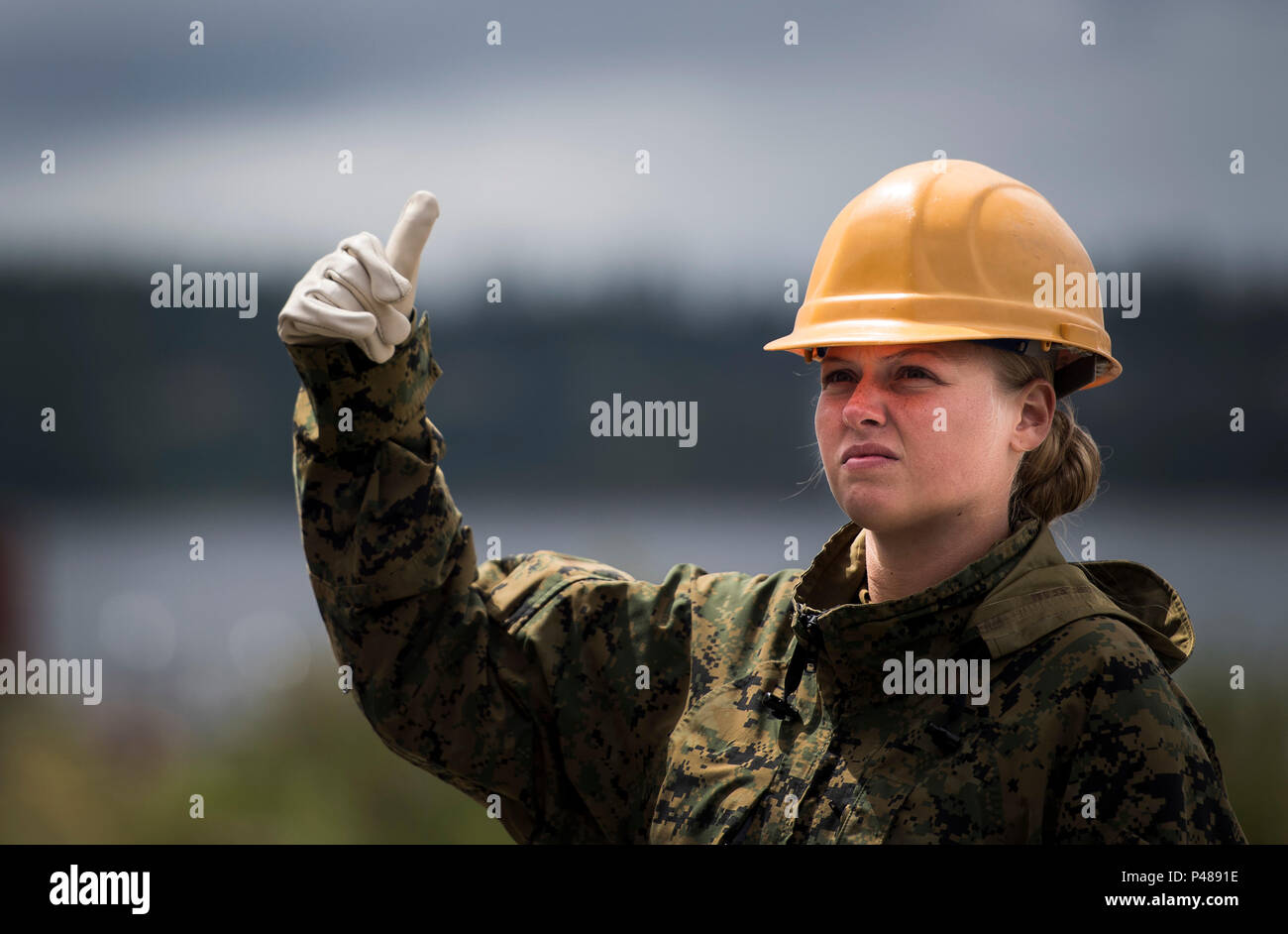 Combat logistics battalion 23 hi-res stock photography and images - Alamy